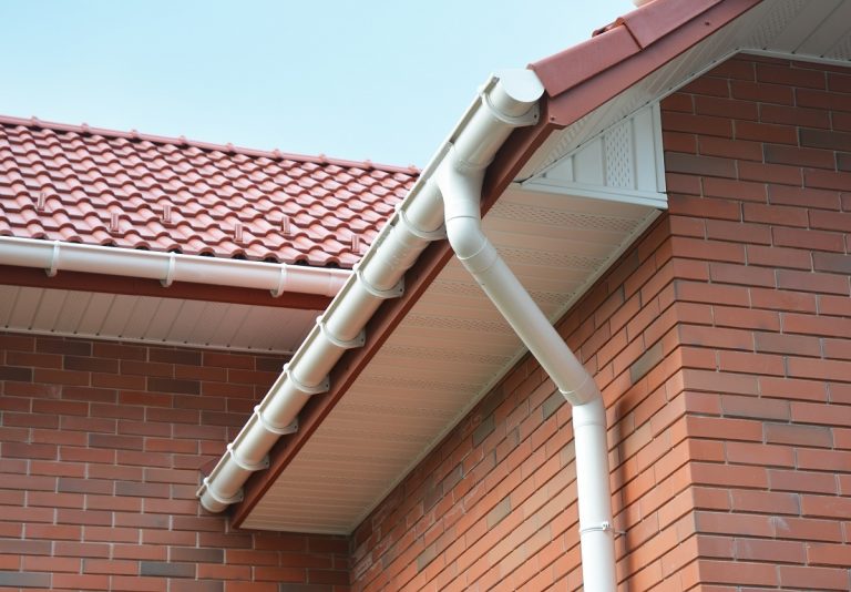 How 5-Inch and 6-Inch Gutters Compare - Leslie Porterfield